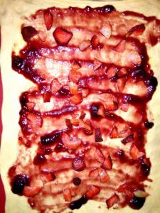 Easy 3 Ingredient Strawberry Rolls Recipe - Real Advice Gal